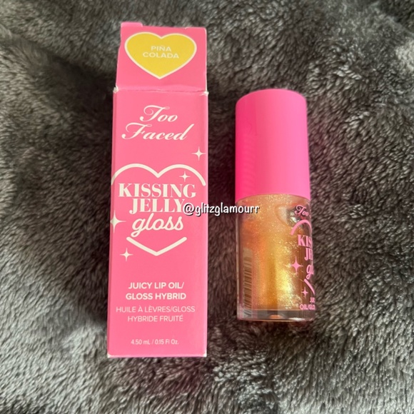 Too Faced | Makeup | Too Faced Kissing Jelly Hydrating Lip Oil Gloss ...